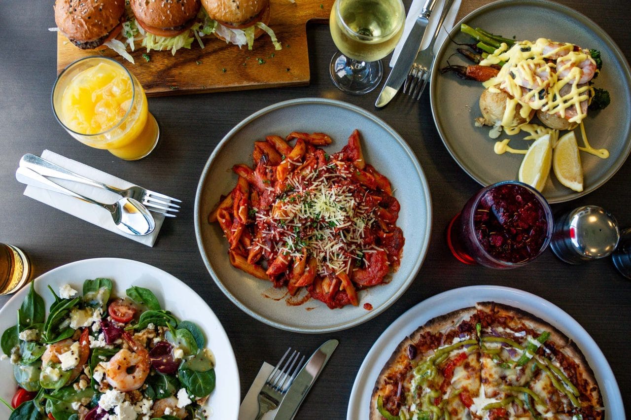 Eat | Club Harrington